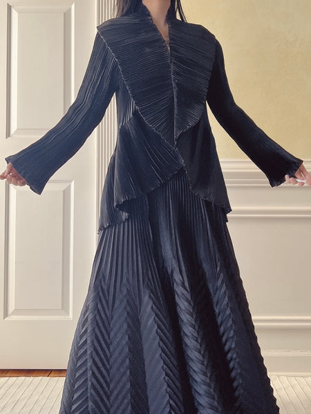 Vintage Black Ruffle Pleated Jacket - OSFM | G O S S A M E R